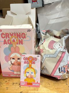 POP MART Crying Again Plush Card Holder 盲盒, 興趣及遊戲, 玩具 & 遊戲類 - Carousell