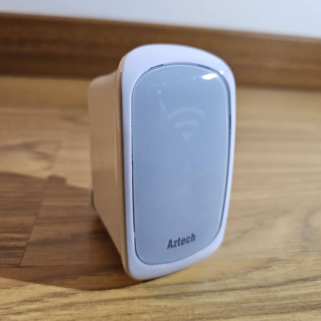 Aztech WL580E Wi-Fi Network Range Extender Repeater 2.4GHz 5GHz WiFi ...