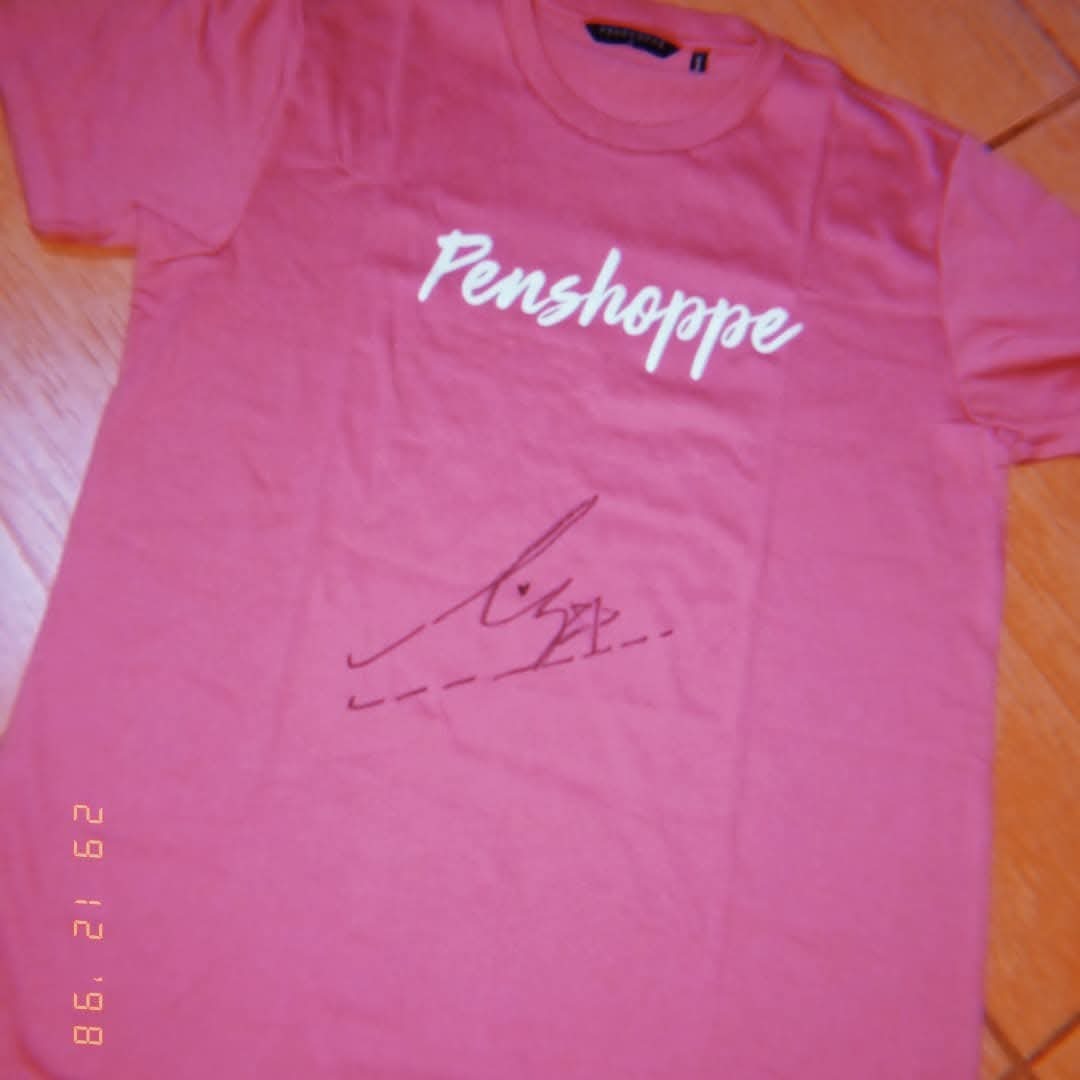 LISA PENSHOPPE SIGNED SHIRT, Hobbies & Toys, Memorabilia & Collectibles ...