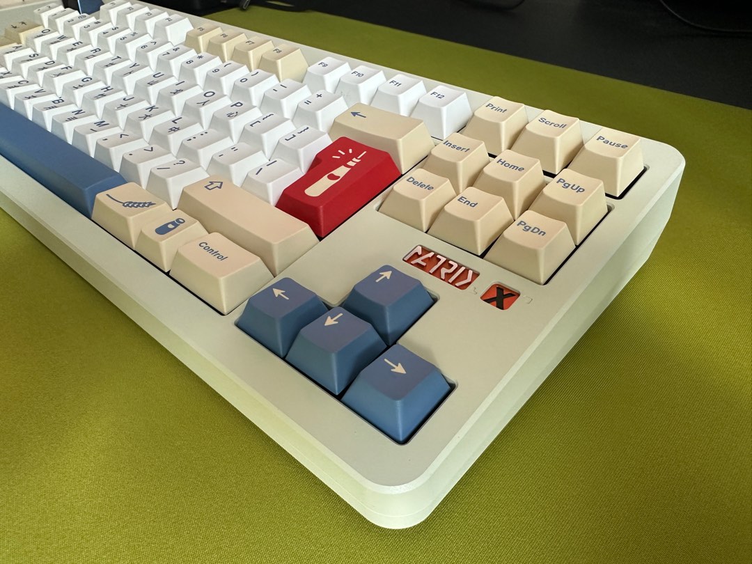 Matrix ME SE TKL - Custom keyboard with spare accessories, Computers ...