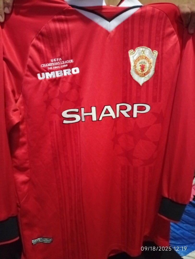 MU UEFA THE FINAL 1999, Men's Fashion, Activewear on Carousell