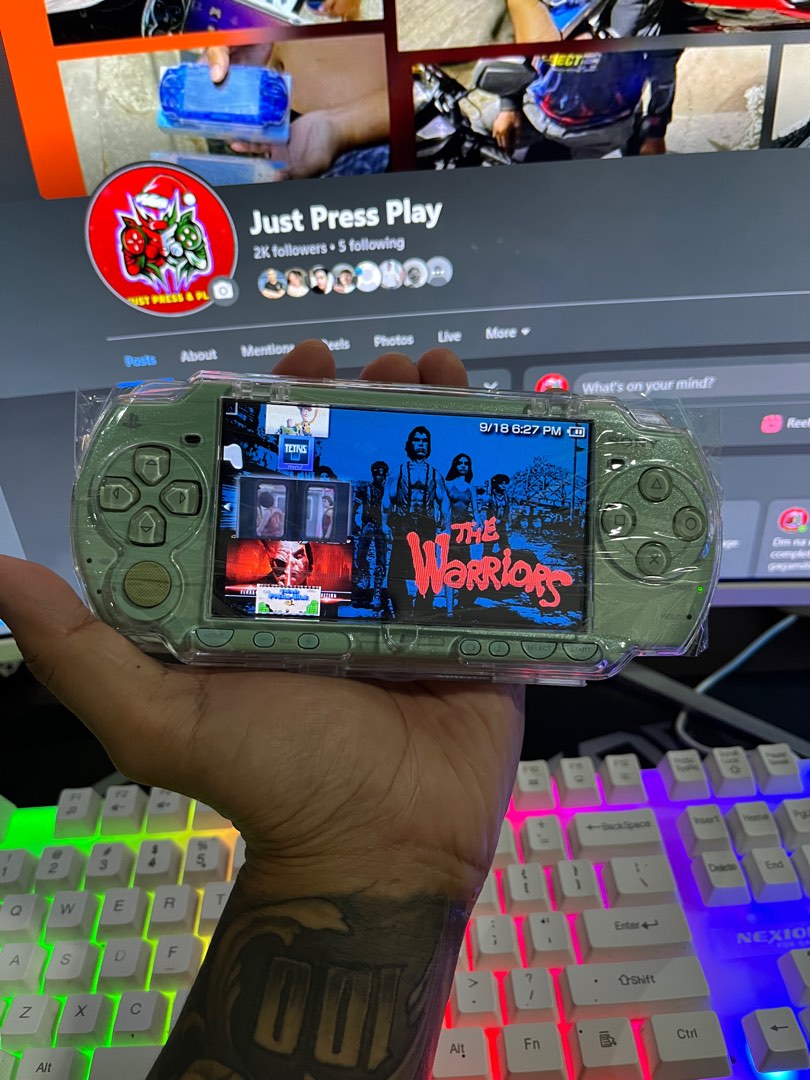 Psp slim v2000 series mint green 32gb, Video Gaming, Video Game ...