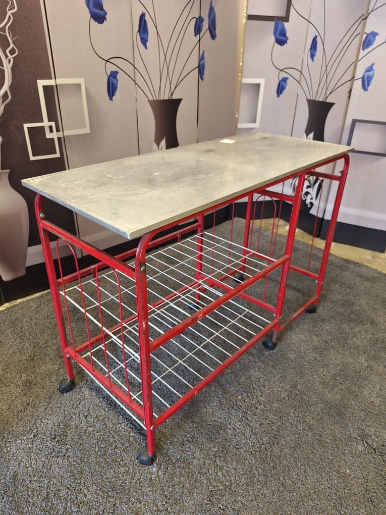 Red Metal Gas Rack | Rak Gas Logam Merah, Furniture & Home Living ...