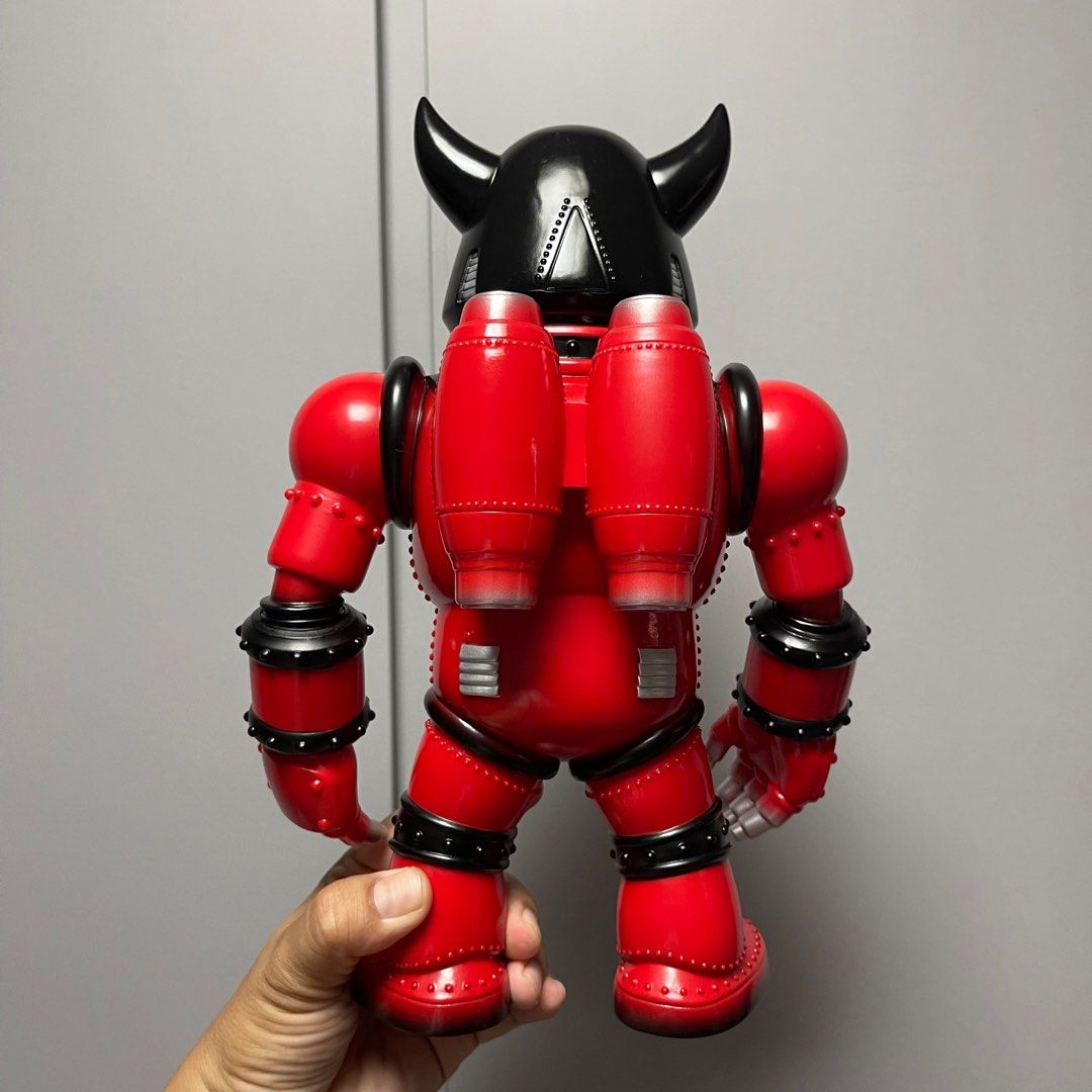 Sotakutoys TakuBot Seidon 2 version with pilot sofubi sofuvi popmart ...