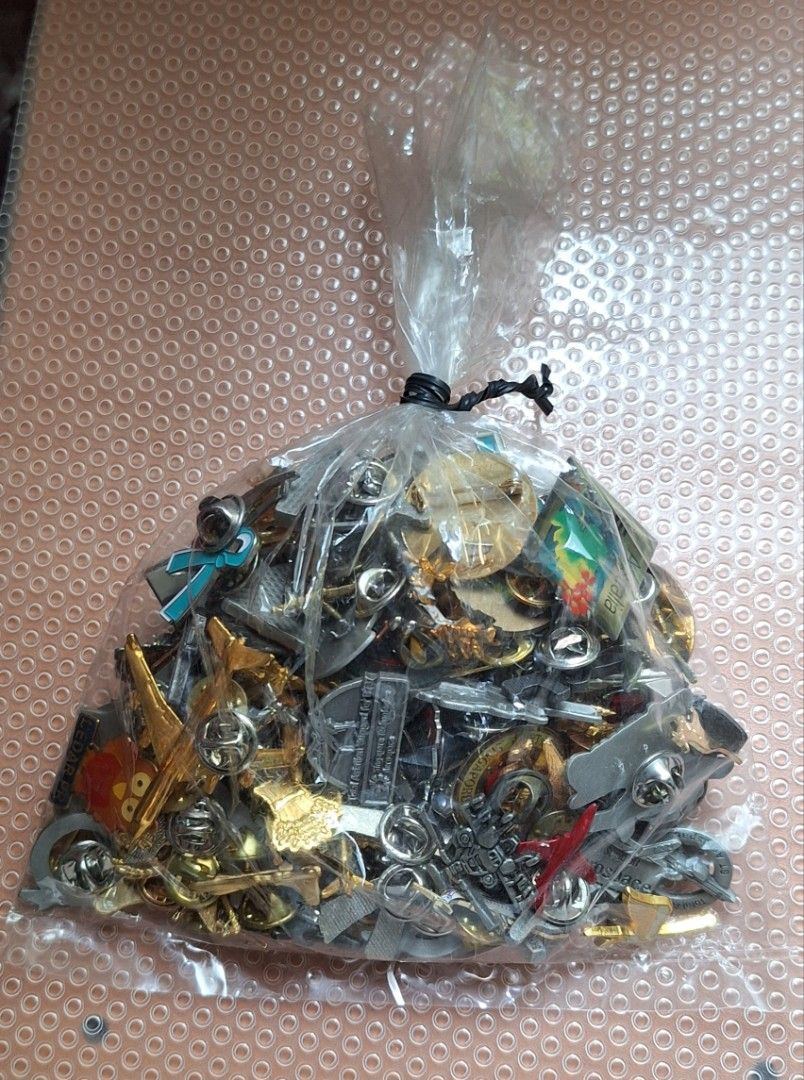 Assorted aircraft pins, Hobbies & Toys, Toys & Games on Carousell