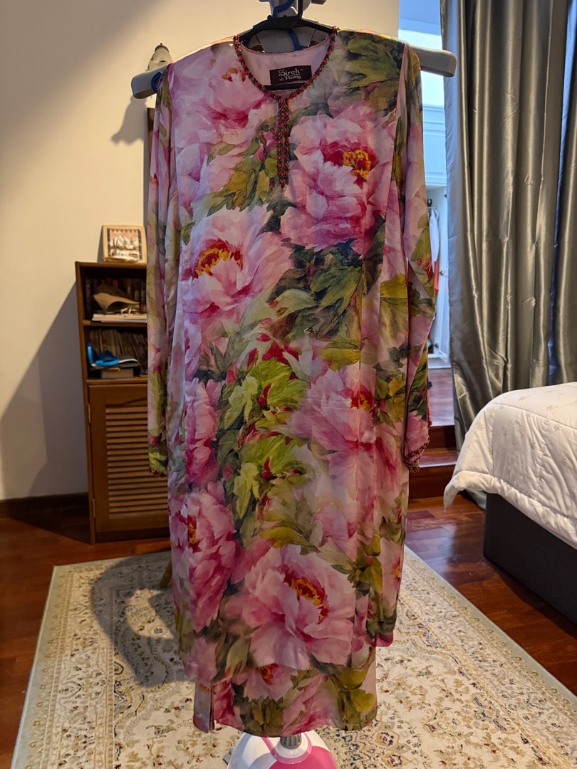 Kurung by Sireh Pinang, Women's Fashion, Dresses & Sets, Traditional ...