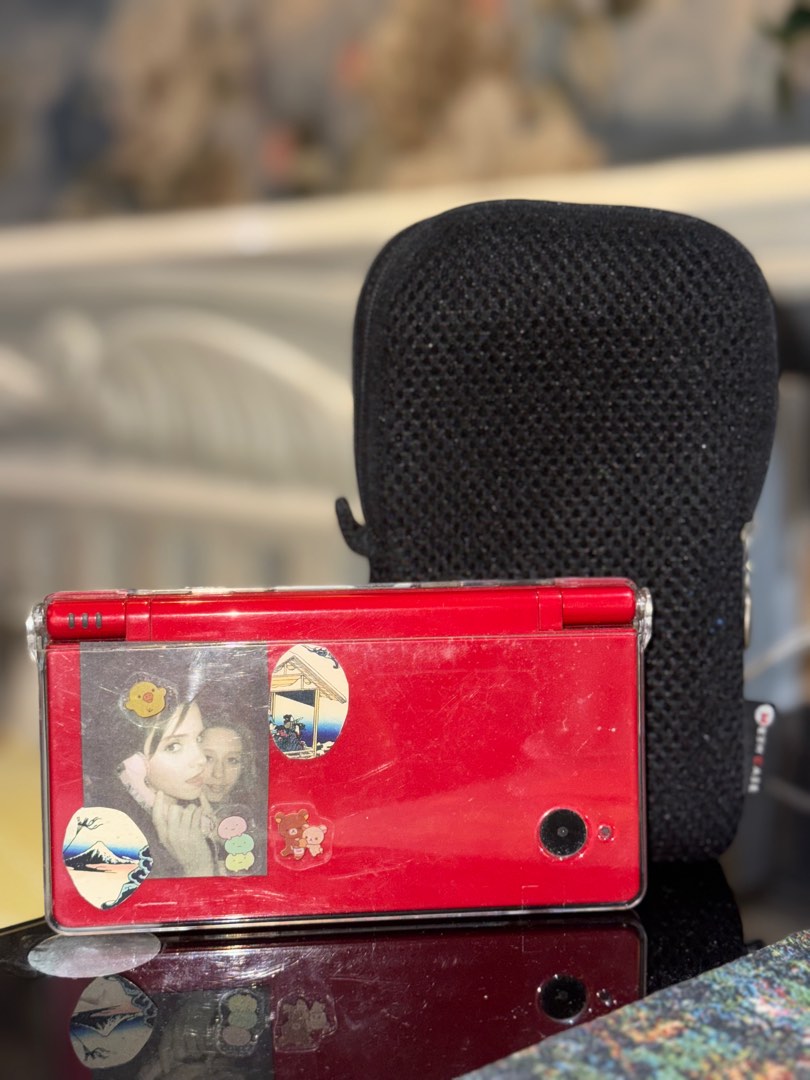 Nintendo | DSi TWL-001 (Red) [tags: retro, console, switch, gaming ...