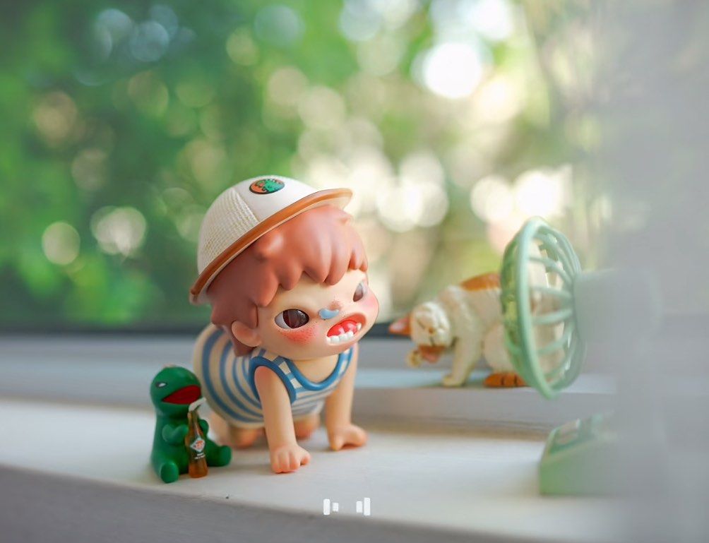 SEALED Hirono fan China PTS exclusive (READYSTOCK), Hobbies & Toys ...