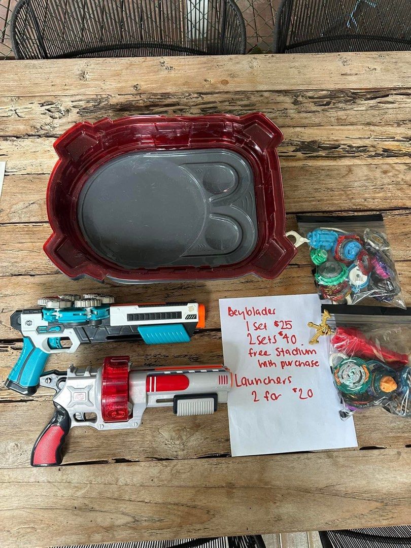 Beyblade Set with Stadium and Launchers, Hobbies & Toys, Toys & Games ...