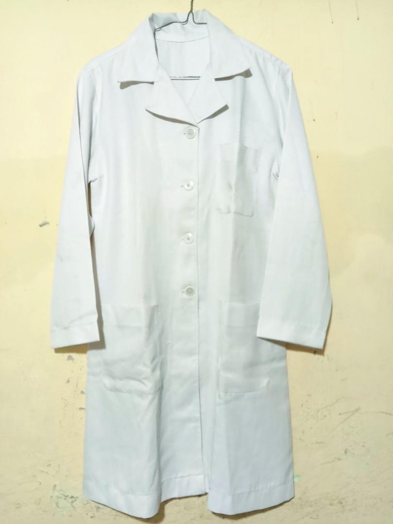 jas lab putih, Fesyen Wanita, Pakaian Wanita, Baju Luaran di Carousell