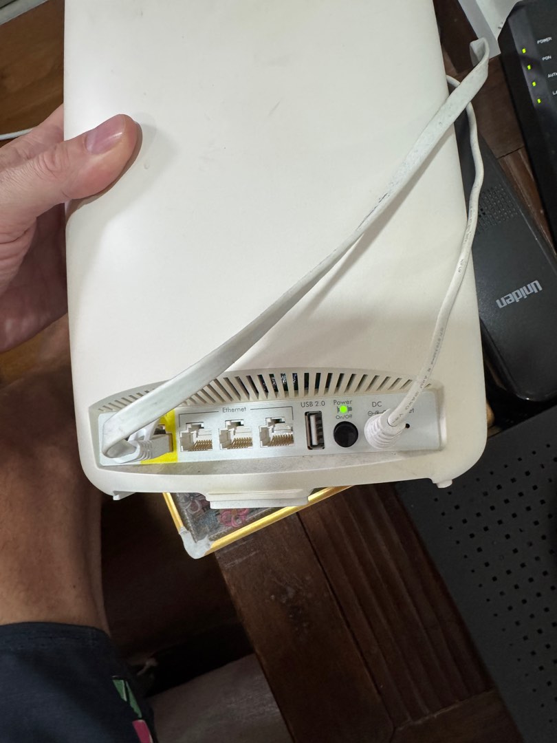 Netgear Orbi Router RBR50, Computers & Tech, Parts & Accessories ...
