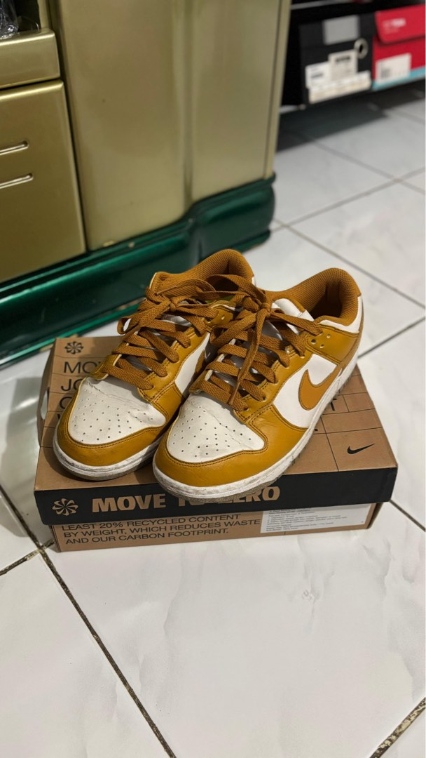 Nike Dunk Low Next Nature, Fesyen Wanita, Sepatu di Carousell