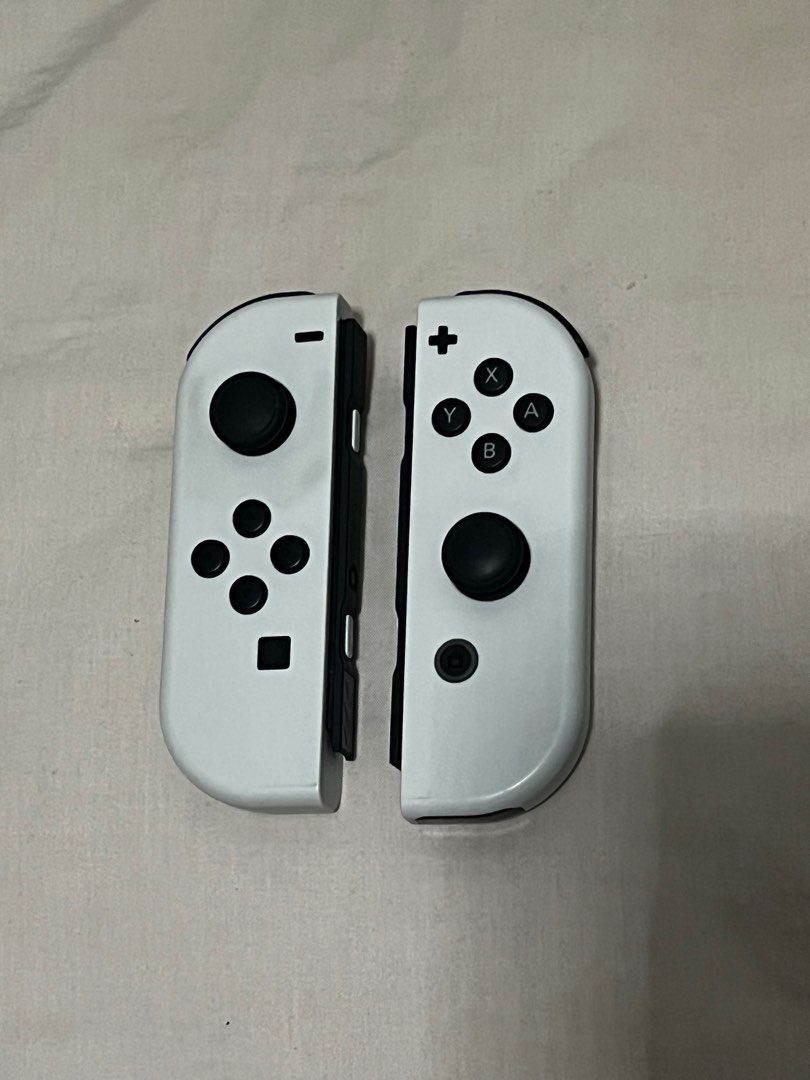 Nintendo Switch Joy-Con (White), Video Gaming, Gaming Accessories ...