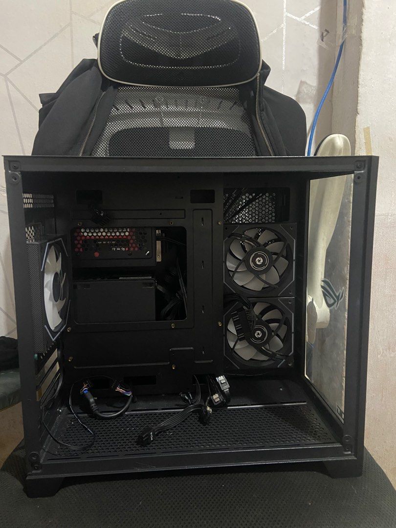 Rakk Hamrus PC Case + 3pcs Inplay Seaview RGB Fans, Computers & Tech ...