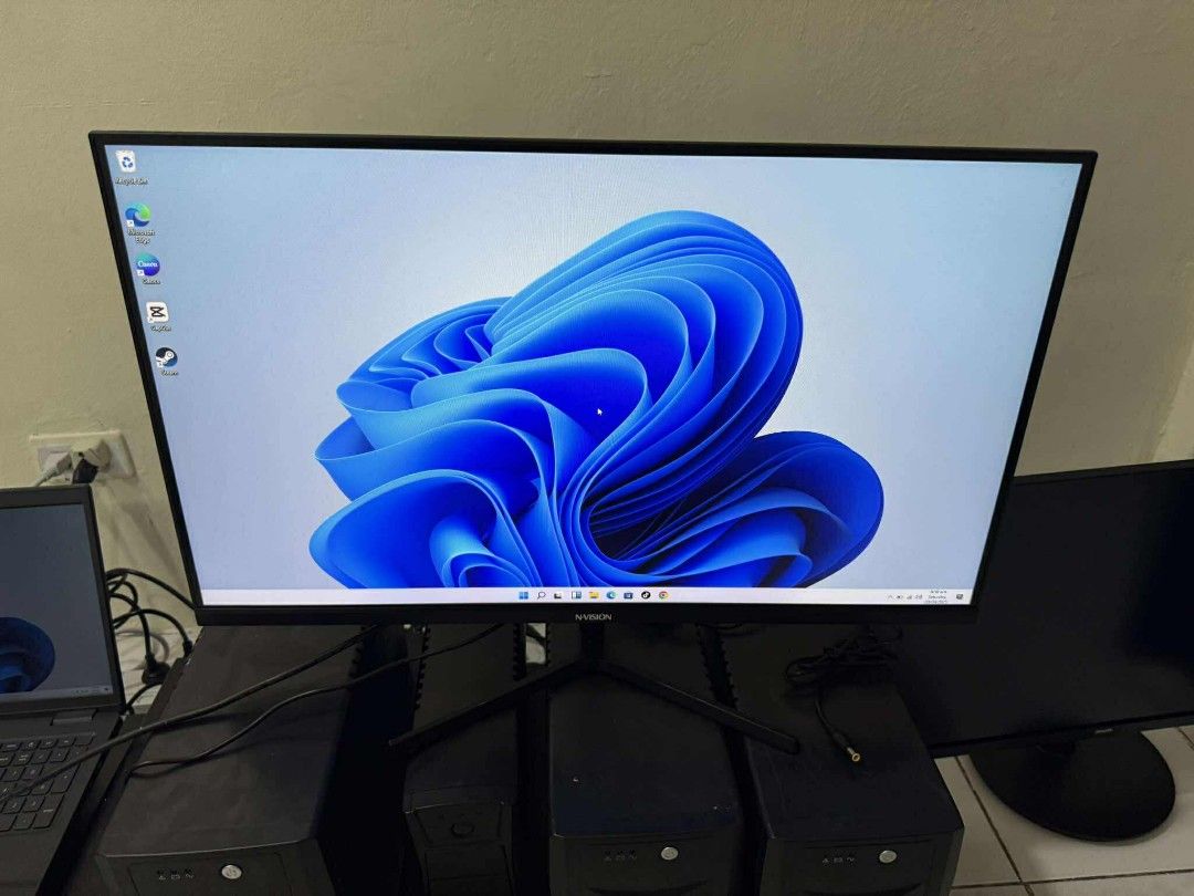 27 inches frameless Nvision HDMI and VGA ports 1920 x 1080 100 Hertz ...