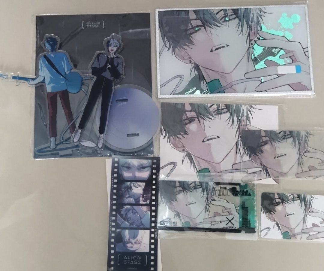 Alien Stage Till Acrylic Standee & Film Strip Set, Hobbies & Toys ...