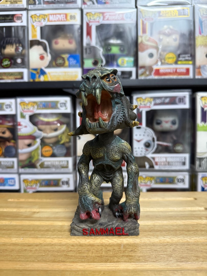 Hollywood Collectibles Group Hellboy Sammael Bobble Head Statue ...