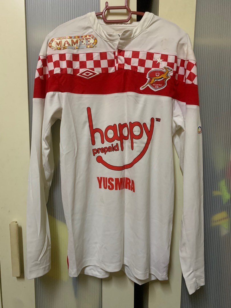 Kelantan FA X Umbro 2012 Away Long sleve Jersey, Men's Fashion ...