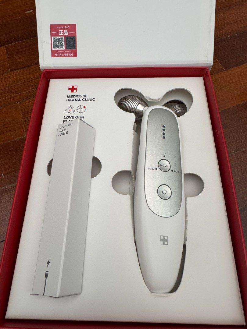 MEDICUBE age device EMS, Beauty & Personal Care, Face, Face Care on ...