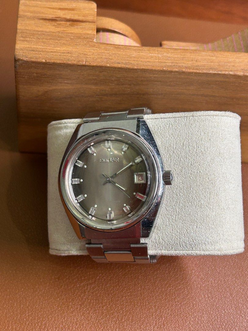 Pomar Vintage Swiss Watch Automatic, Luxury, Watches on Carousell
