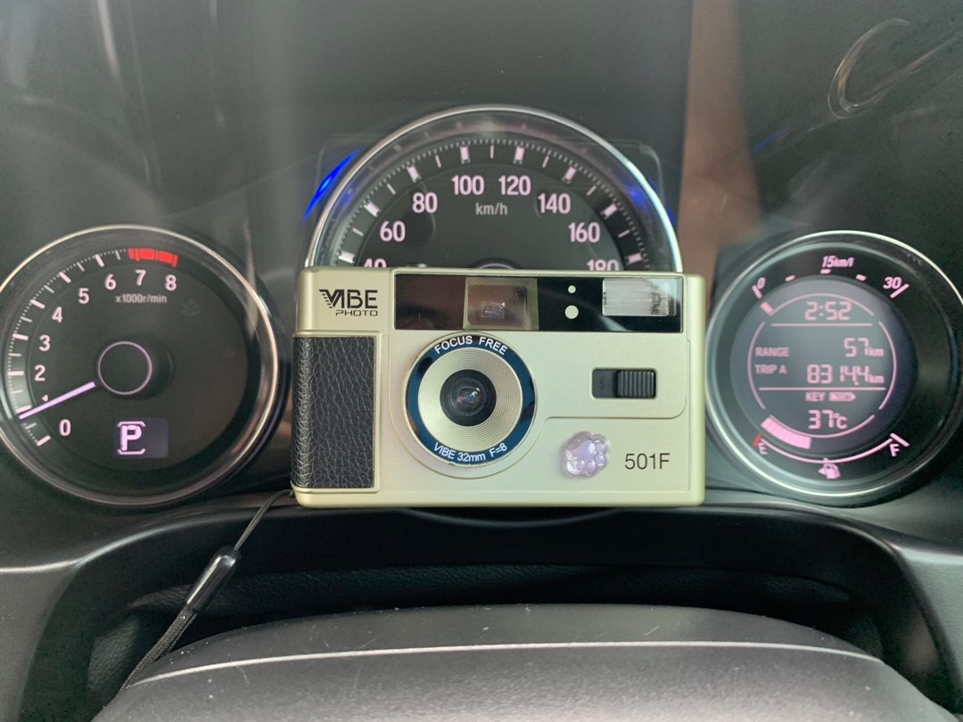 Vibe 35mm Film Camera, Photography, Cameras on Carousell