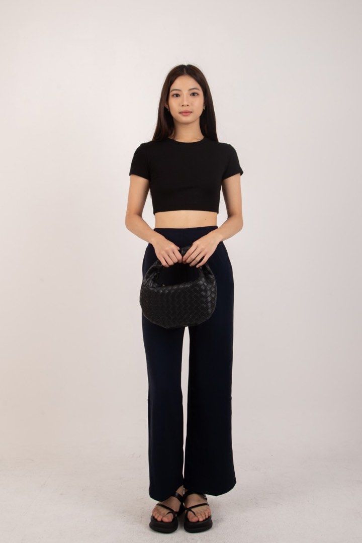 BNWT MGP Label Stride Pants in Navy, Women's Fashion, Bottoms, Other Bottoms on Carousell