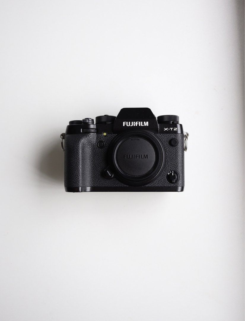 Fujifilm XT2 Mirrorless camera body, Photography, Cameras on Carousell