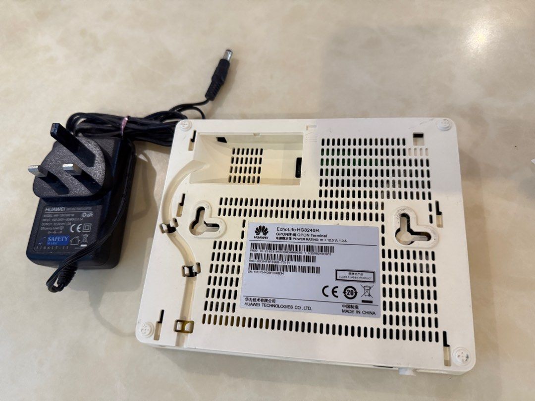 Huawei EchoLife HG8240H GPON ONT router, Computers & Tech, Parts ...