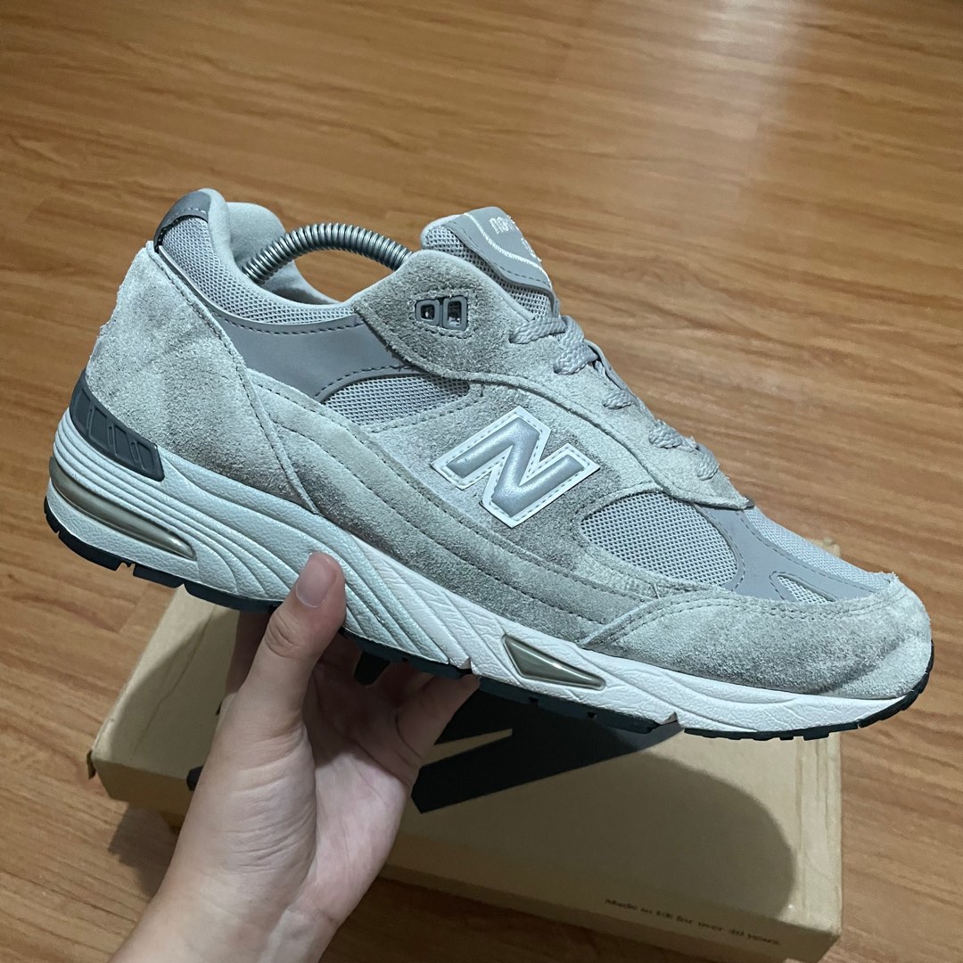 New Balance 991 England Grey, Fesyen Pria, Sepatu , Sneakers di Carousell