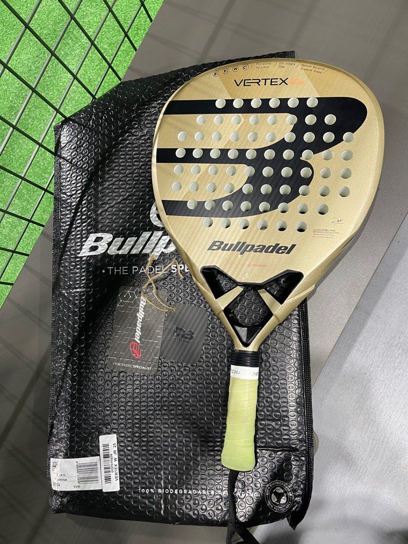 Raket Padel Bullpadel Vertex 04 Woman Jr 2025!, Olah Raga, Perlengkapan ...