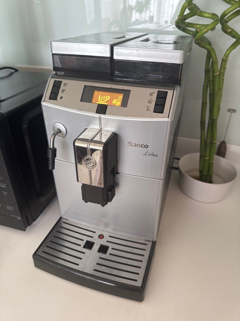 Saeco Lirika Plus RI9841/01 Silver Coffee Machine, TV & Home Appliances, Kitchen Appliances ...