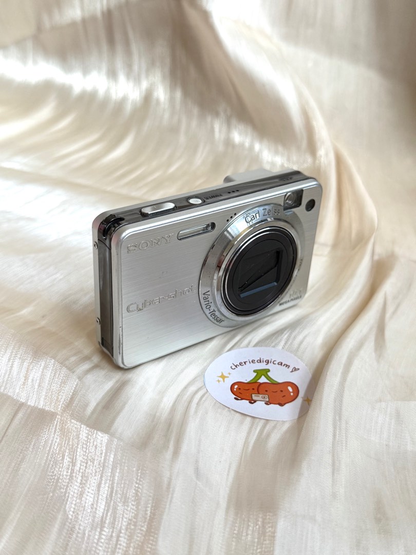 Sony Cybershot W170 Silver Digicam Digital Camera, Photography, Cameras ...