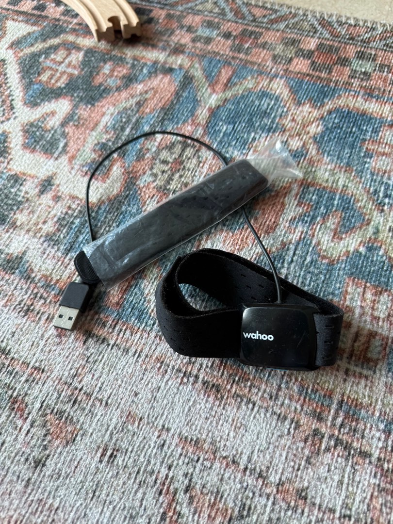Wahoo TICKR FIT Heart Rate Monitor, Sports Equipment, Bicycles & Parts ...