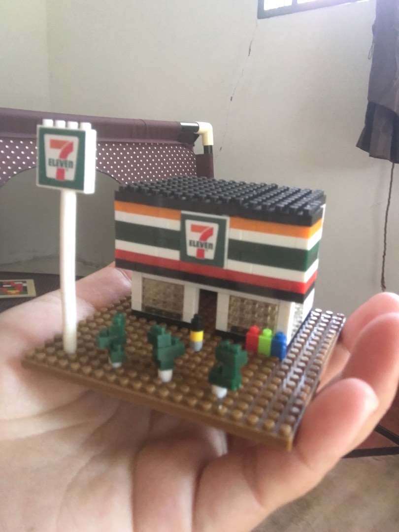 7eleven building block lego Limited Edition, Hobbies & Toys ...