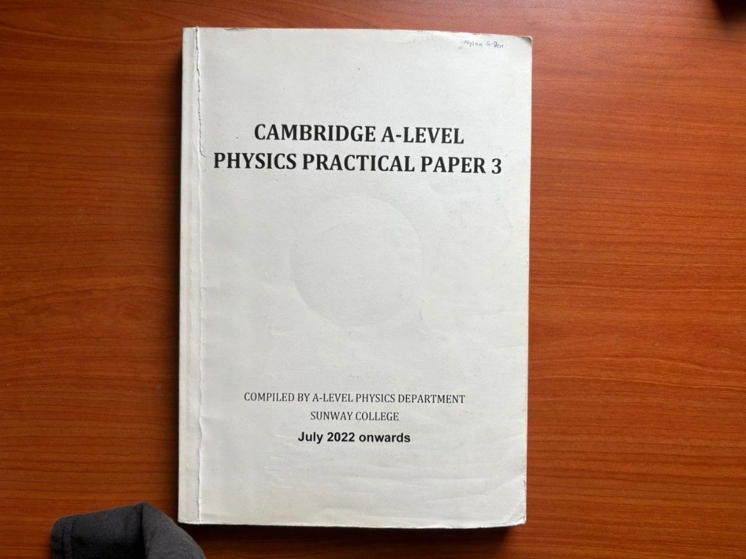 Cambridge A-Level Physics Practical Paper 3, Hobbies & Toys, Books ...