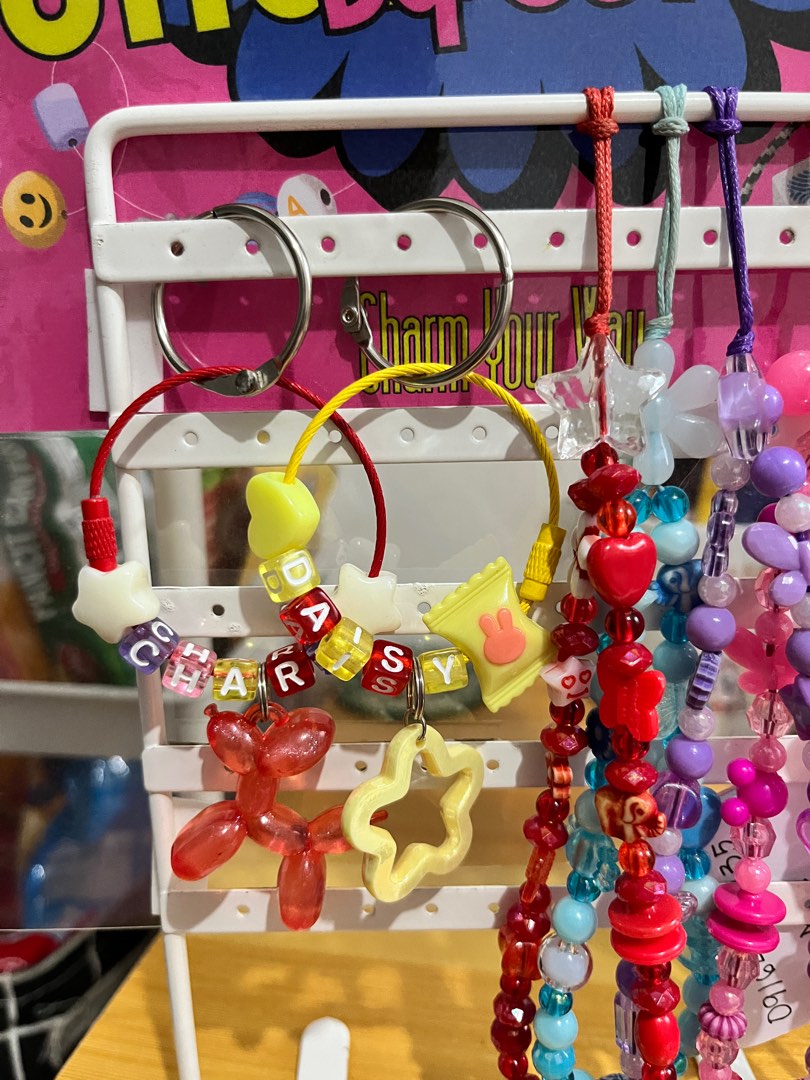 DIY LOOP KEYCHAINS SET / CRAFTERS SET - TAKE ALL!, Hobbies & Toys ...