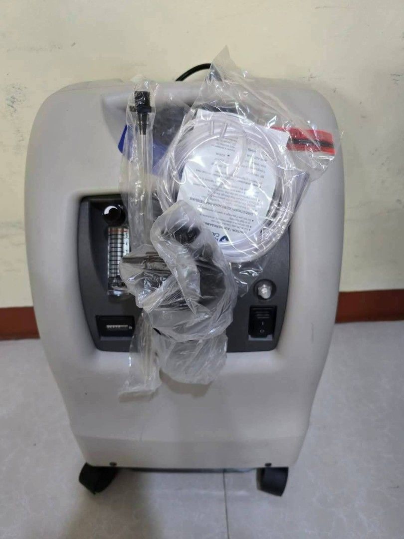 Invacare HomeFill Oxygen Concentrator, Health & Nutrition, Medical ...