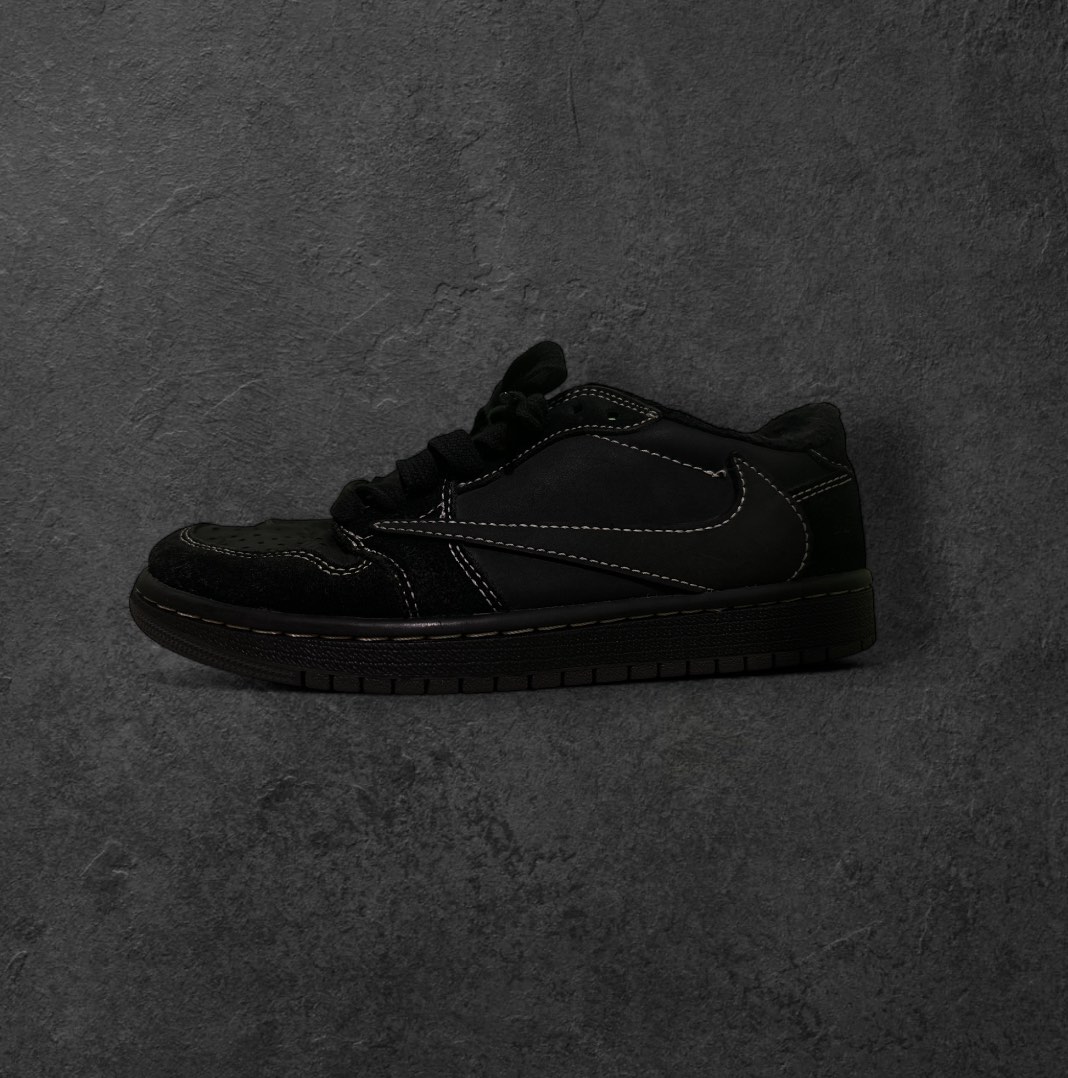 Jordan 1 Retro Low OG SP x Travis Scott Black Phantom, Men's Fashion ...
