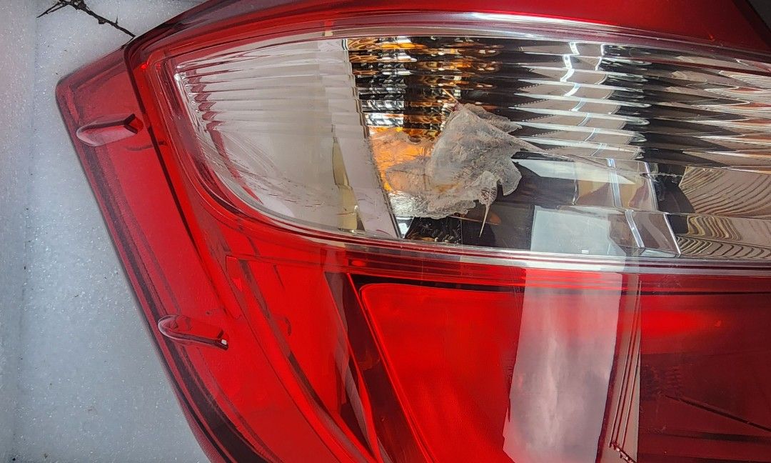 Perodua Bezza Rear Tail Light (LEFT/KIRI), Auto Accessories on Carousell
