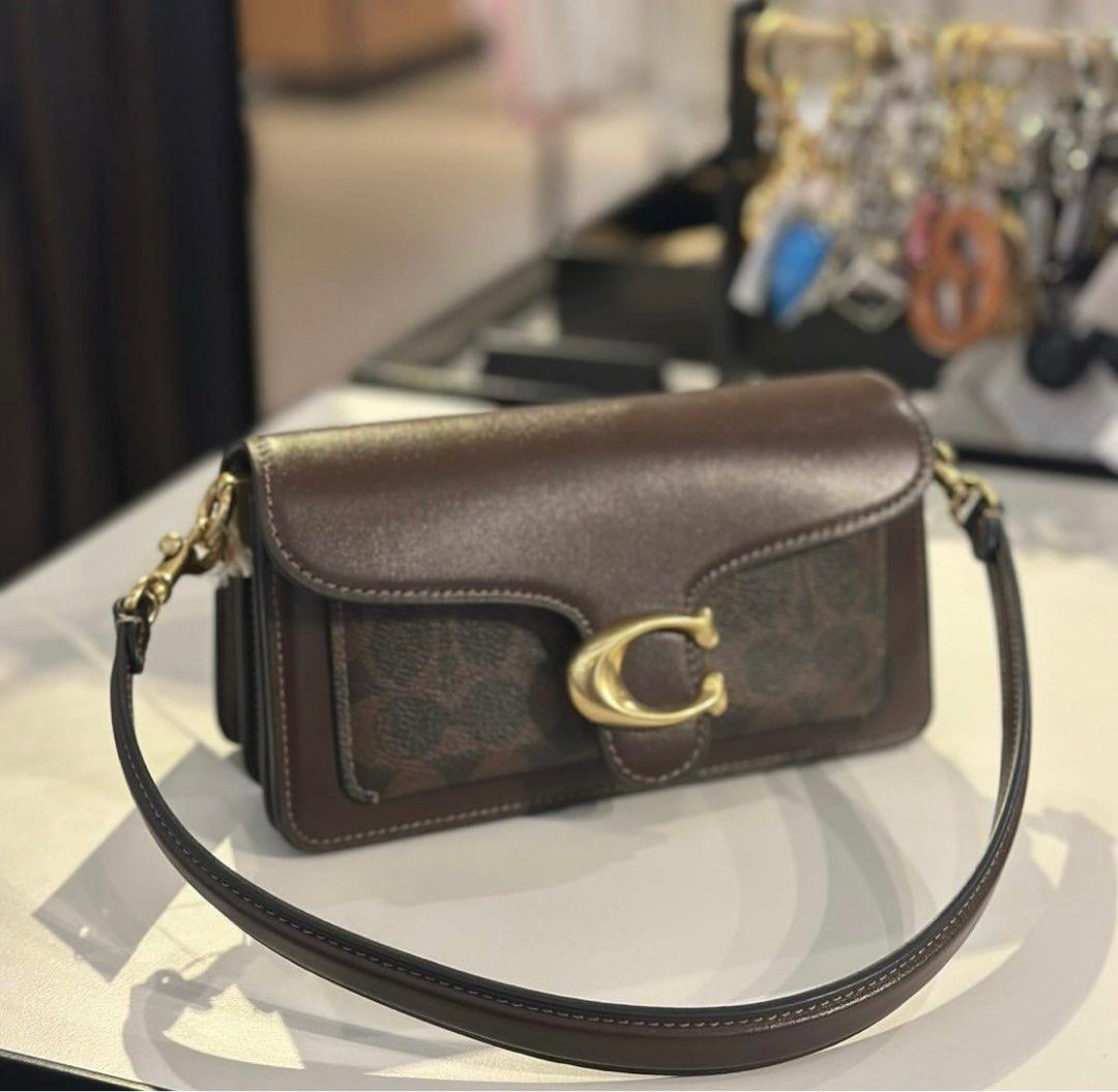 [Retail item] Coach Tabby Shoulder Bag 20 with Signature Canvas in ...