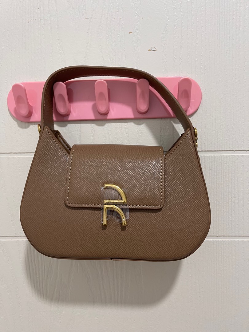 Rico Rinaldi - Elea Bag in Light Brown, Women's Fashion, Bags & Wallets ...