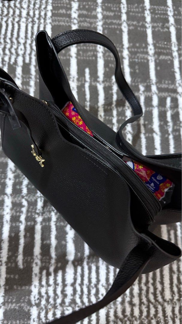 Tas Kantor, Fesyen Wanita, Tas & Dompet di Carousell