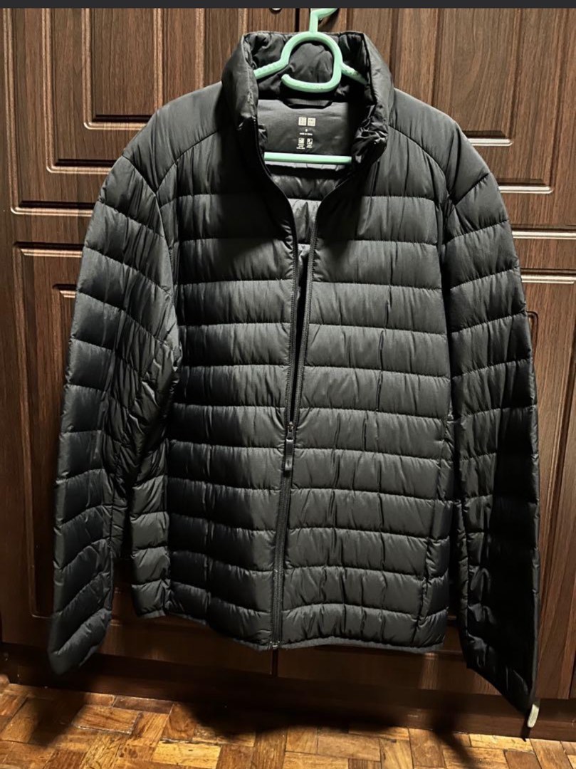 Uniqlo Ultralight Pufftech Jacket - Navy blue, Men's Fashion, Coats ...