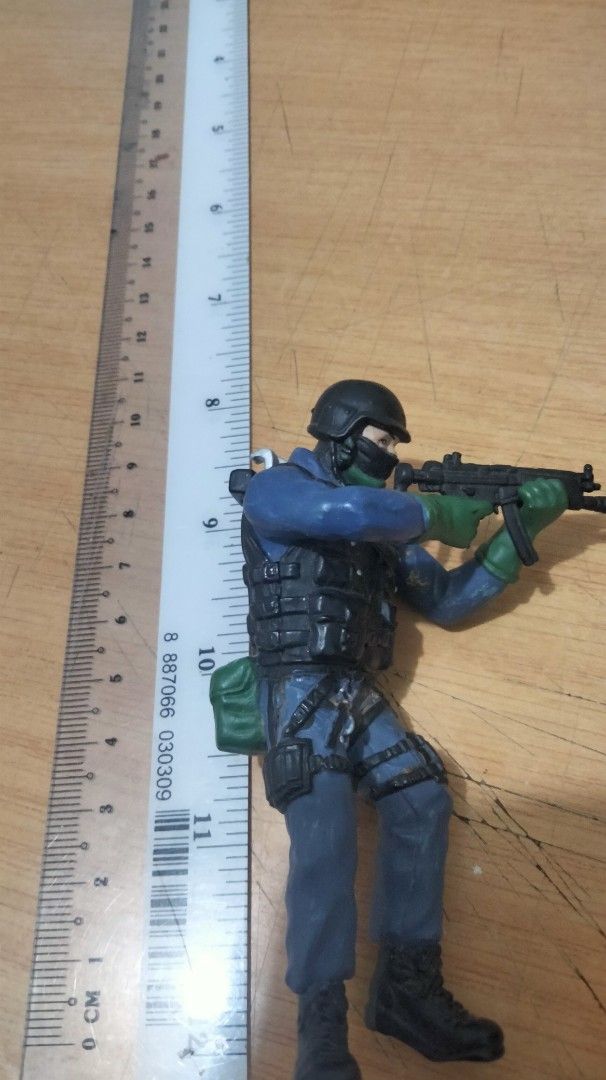 Action Figure SWAT Team Set, Hobbies & Toys, Toys & Games on Carousell