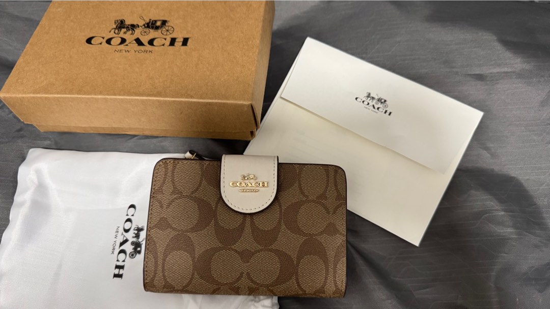 Coach Signature small wallet, Luxury, Bags & Wallets on Carousell