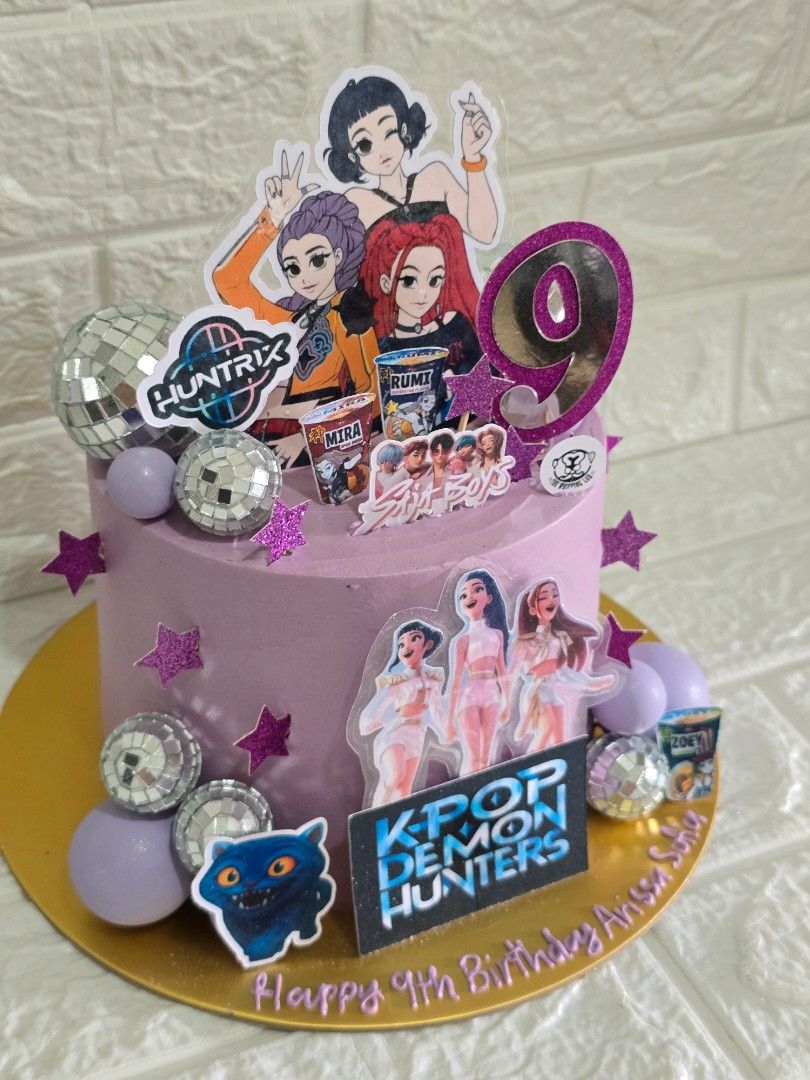 Kpop Demon Hunters Cake, Food & Drinks, Homemade Bakes on Carousell