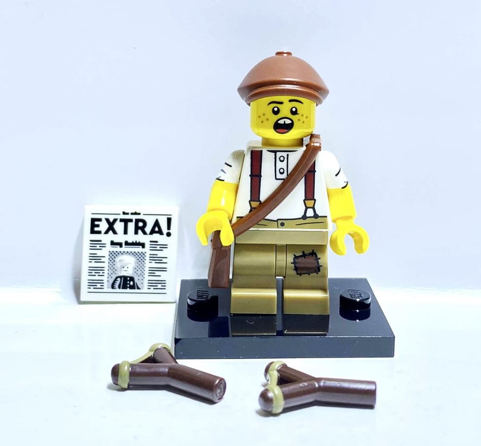 LEGOMinifigure Newspaper Kid, Series 24 (Complete Set with Stand and ...