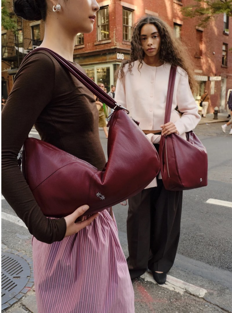 the paper bunny vessel in matte rich cabernet, Women's Fashion, Bags ...