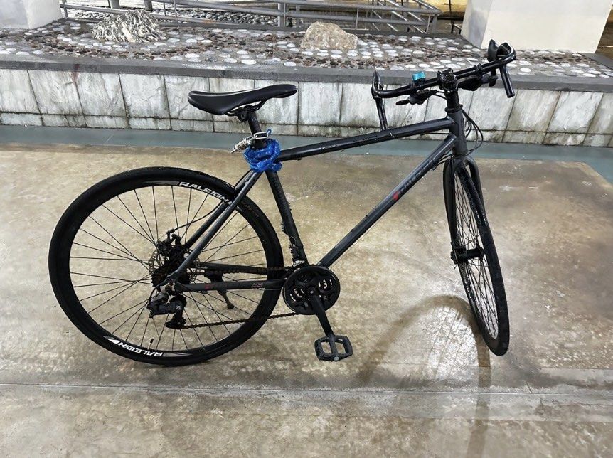 🚴‍♂️ Raleigh R700 Speed 27 Road Bike – $200, Sports Equipment, Bicycles ...