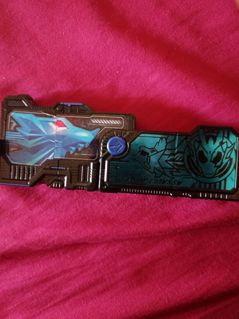 BANDAI ORIGINAL ASSAULT WOLF PROGRISE KEY GP, NOT DX, Hobbies & Toys ...